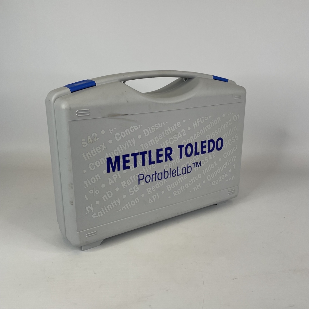 Mettler Toledo Refracto 30P Portable Refractometer | Salford Scientific ...