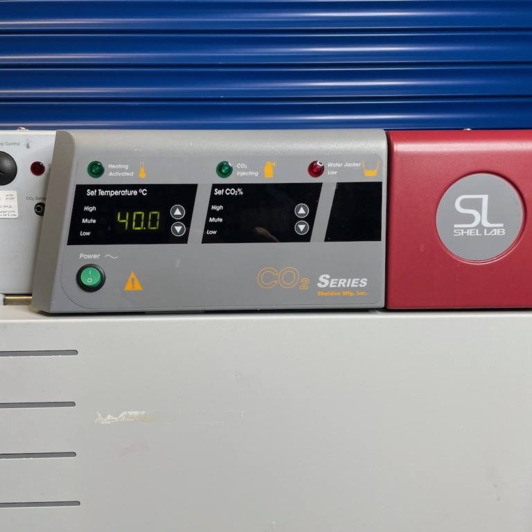 CO2 Incubator Shel Lab 3502-2 Water Jacketed 42 Litre | Salford ...