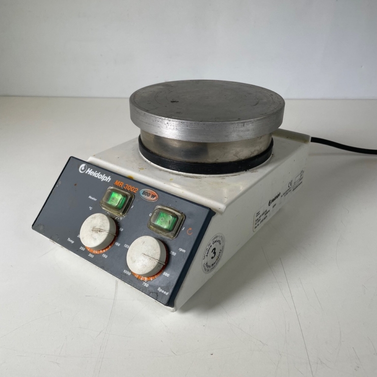 Heidolph MR3002 Magnetic Hotplate Stirrer | Salford Scientific Supplies