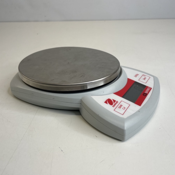 Ohaus CS 2000 Top Pan Balance Portable 2000g x 1g | Salford Scientific ...